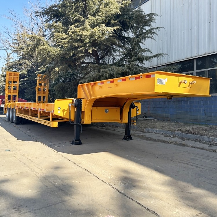 CIMC 3 Axle 80 Ton Low Bed Truck Trailer for Sale in Zimbabwe